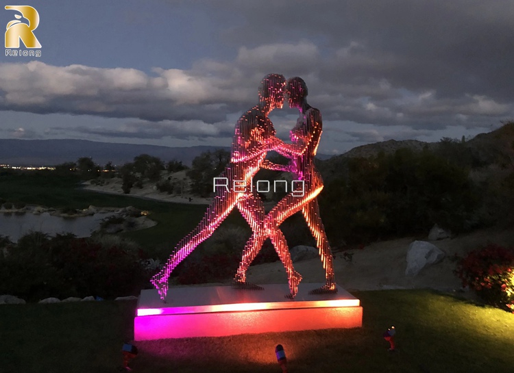 Famous Disappearing Quantum Sculptures - Relong Art Sculpture