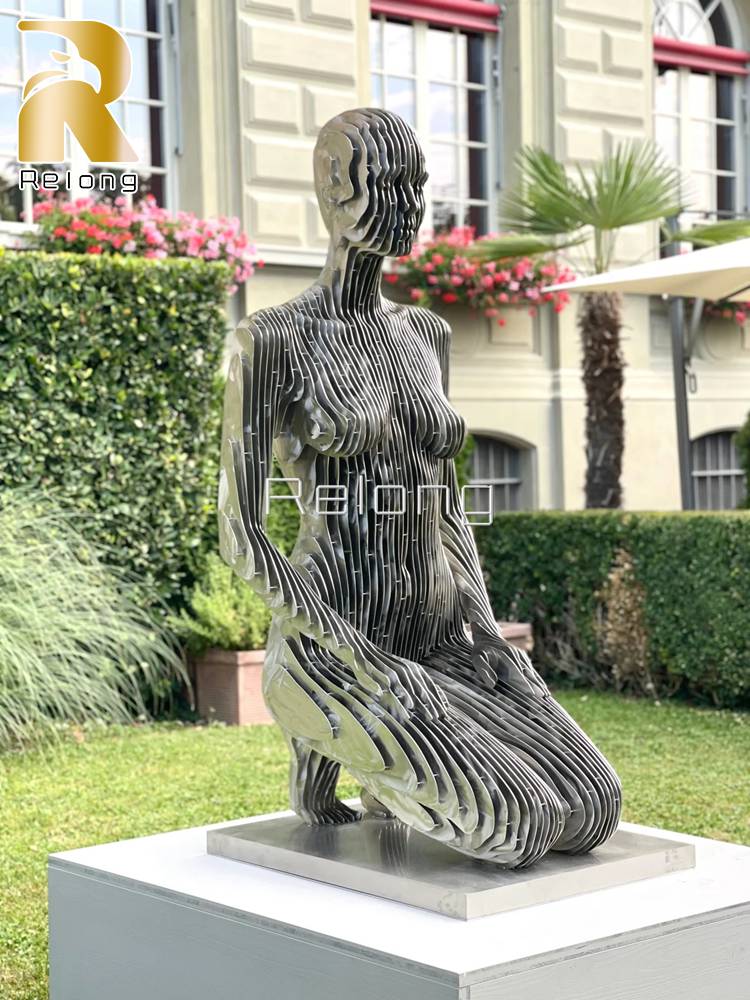 Famous Disappearing Quantum Sculptures - Relong Art Sculpture